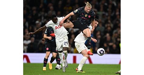 Сити пребори 2 0 Тотнъм в Лондон за ужас на Арсенал и е на победа