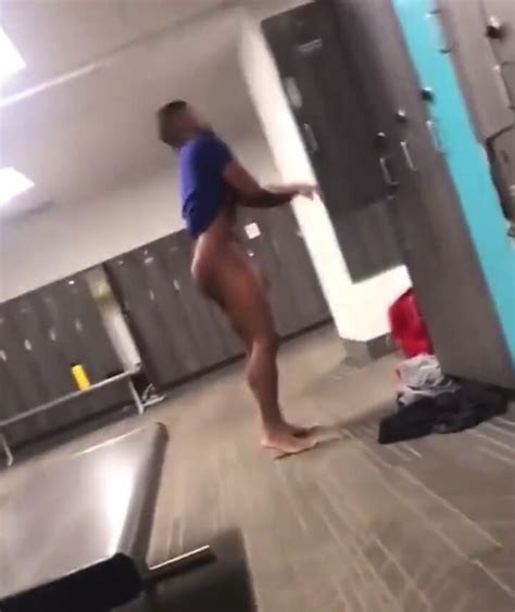 Bbc In Lockeroom Thisvid Com