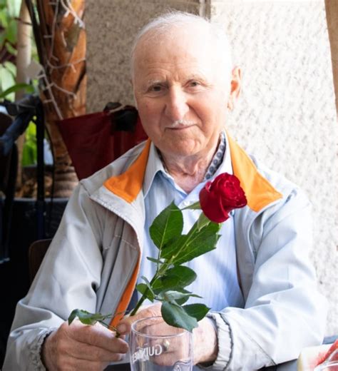 לאון מודה מעומק הלב לכל העמותה לעזרה מיידית לניצולי שואה