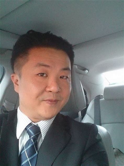 周旋多女被控劈腿 律師呂秋遠帶2女回家、上摩鐵 生活 三立新聞網 Setncom
