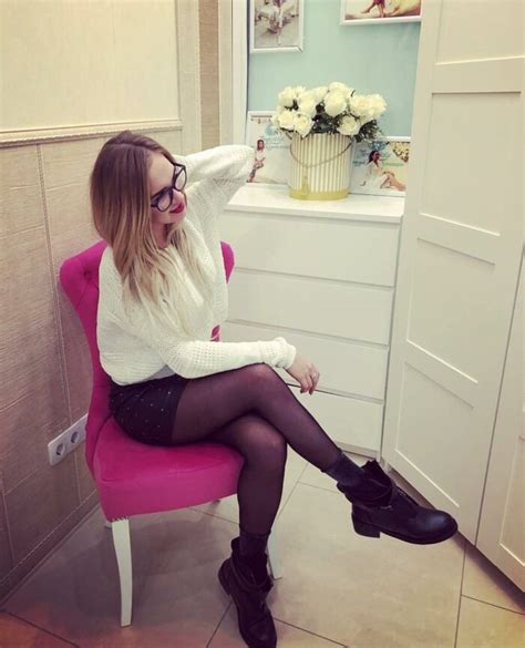 Sexy Nylon Chick Nylons4ever Pantyhose Girls Sexy Nylon Chick Nylons4ever Pantyhose Girls