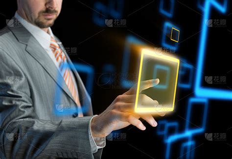 商人使用现代虚拟界面