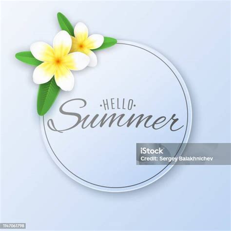 여름 라벨 구절 안녕하세요 여름 플 루 메리 아 열 대 꽃과 종이 라운드 배너입니다 계절 용 스티커 현실적인 꽃입니다 텍스트 배너입니다 벡터 일러스트입니다 Eps 10 0