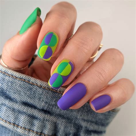 40 Stunning Geometric Nail Art Ideas You Must Try Hairstylery