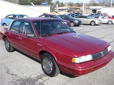 1994 Oldsmobile Cutlass Data Info And Specs