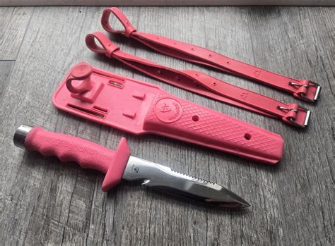 Vintage Wenoka 8438 Pink Scuba Dive Knife W Original Sheath And Straps
