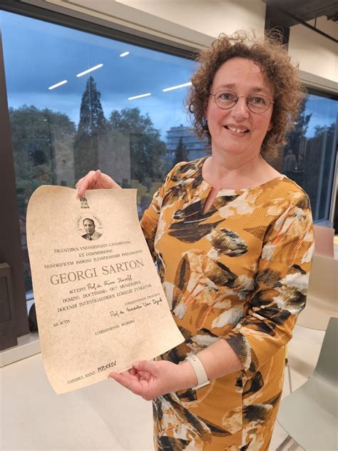 Image Shells And Pebbles