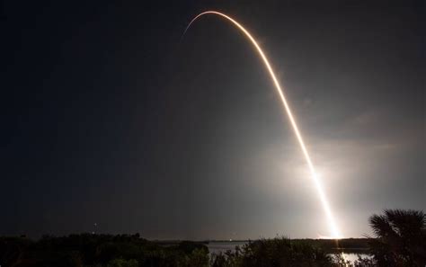Spacex Puts 10 Satellites Into Orbit To Track Hypersonic Weapons