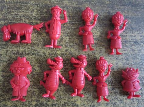 Hanna Barbera Cereal Premium Figures Set 1960s Tinykinsmarx 38 Figs