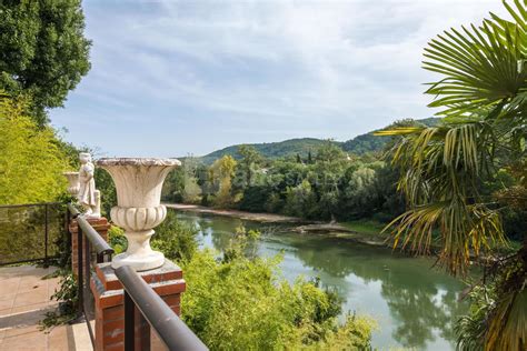 Domaine De Saint Cassian Abc Salles