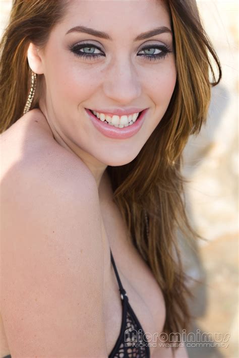 Bikini Model Emilyai Enhanced Spidr 11 Topaz Faceai Enhance 4x Porn