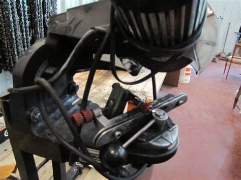 Oregon Model 511a Chainsaw Sharpener With Chainsaw Chains Etc