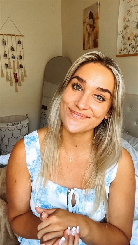 Simone Sonsalla Simonereneesaved • Instagram Photos And Videos