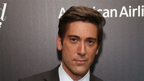 Abcs David Muir Highlights Toned Physique In Very Casual Look For