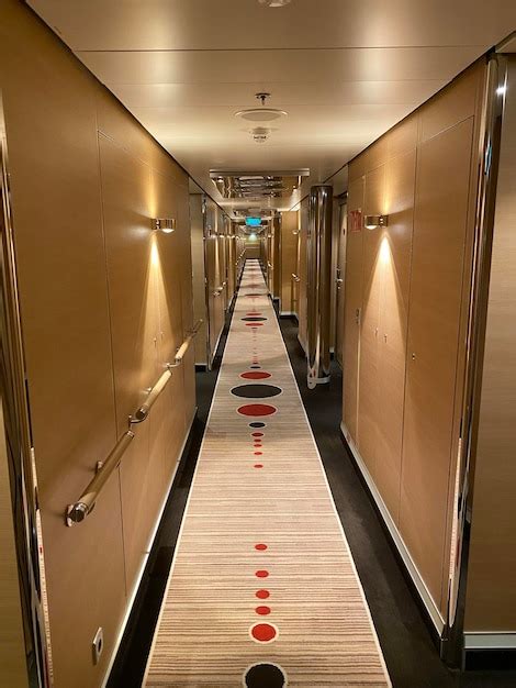 Premium Photo Aidanova