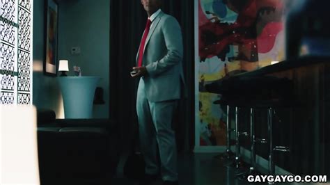 Dillon Diaz Took Advantage Of Aj In The Airpport Eporner