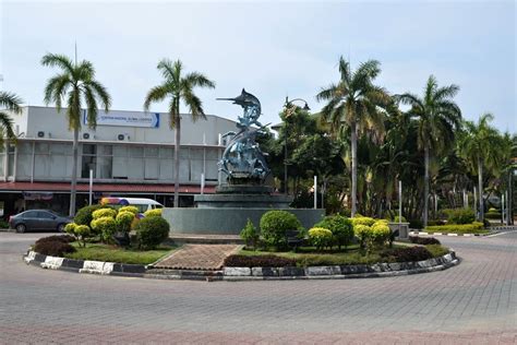 Chasing Food Dreams Fly Me To Labuan Part 4 What To Do In Labuan