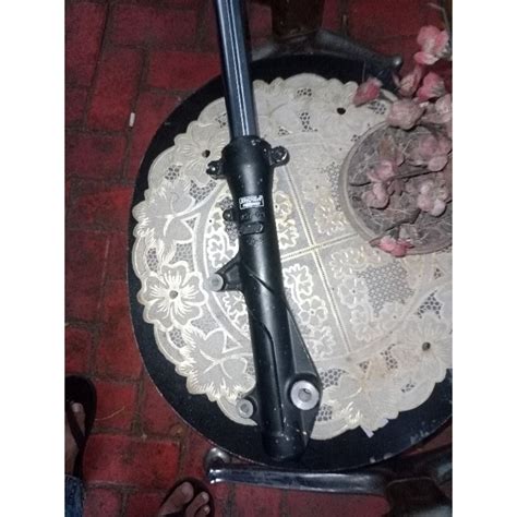 Jual Shock Depan Kiri Pcx 160 Tipe Cbs Siap Pakai Shopee Indonesia