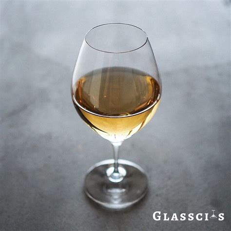 Short Stem Wine Glasses Kimuras Japanese Elegance Glasscias