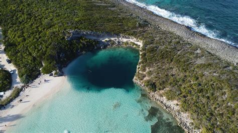 Deans Blue Hole Long Island The Bahamas