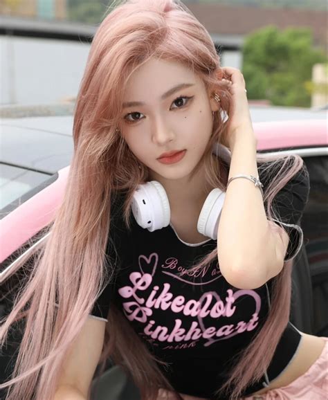 氛围感女生头像 堆糖，美图壁纸兴趣社区