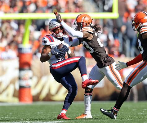 Browns Season Slipping Away While They Wait For Deshaun Watsons