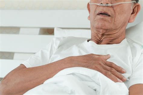 Foto Apa Gejala Pneumonia Pada Orang Dewasa Ini Ulasannya