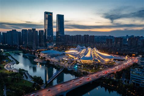 长沙高清图片 航拍湖南长沙梅溪湖公园夜景风光 风景名胜免费下载 格式 5464像素 编号44520029 千图网