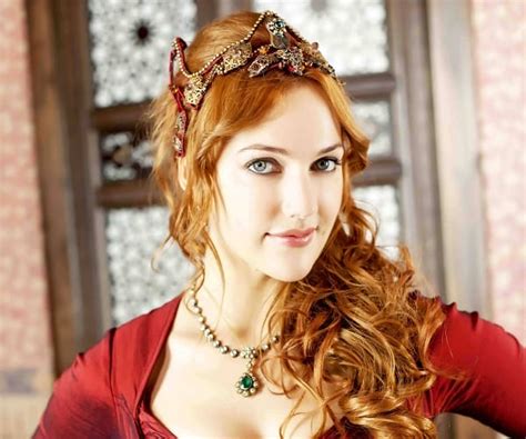 Most Beautiful Women From 10 Different Countries In The World Genmice