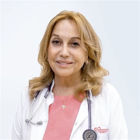 Медицински Честит рожден ден на кардиолога проф д р Найденка Златарева от Медицински център