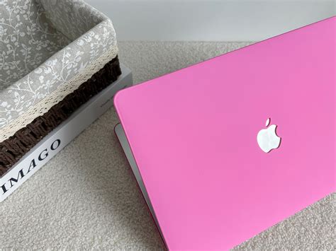 Apple Computer Laptop Pink