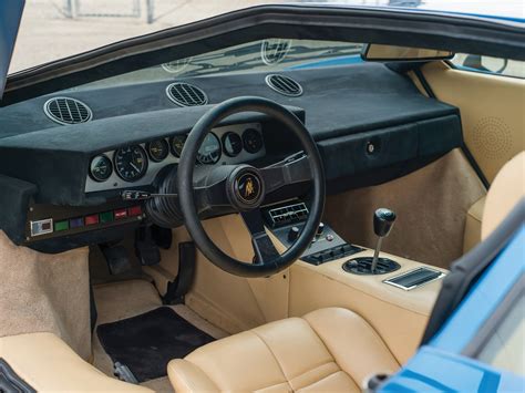 배경 화면 1349x1012 Px 파란 차 클래식 자동차 람보르기니 백작 1349x1012 Wallhaven 1478727 배경 화면 Wallhere