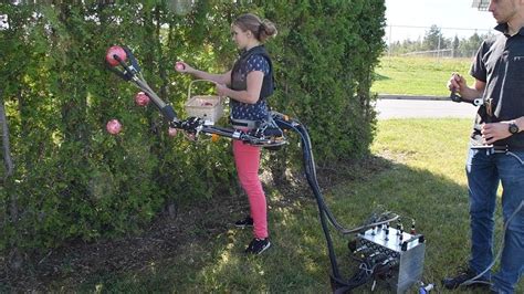 This Robot Can Give You A Third Arm