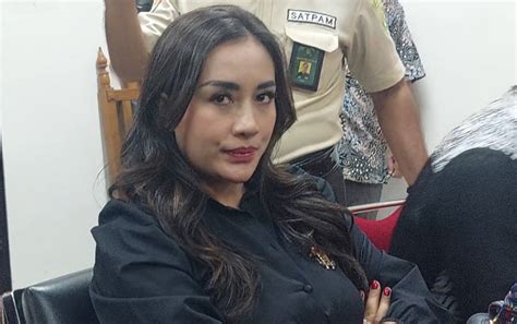 Shinta Bachir Perempuan Harus Matre Tapi Jangan Hanya Modal Cantik