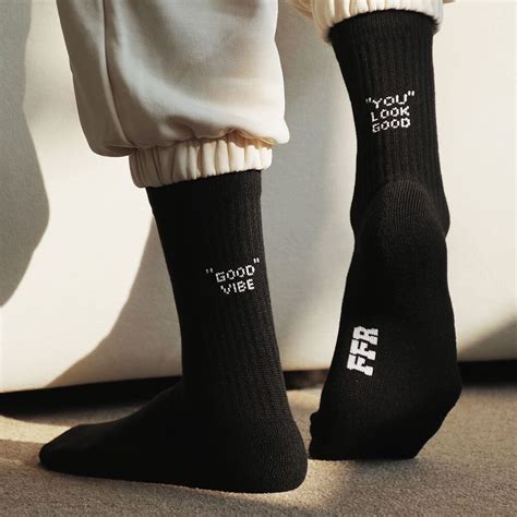 블랙 베이직 무지 스포츠 쿠션 장목 양말 검정 감도 깊은 취향 셀렉트샵 29cm