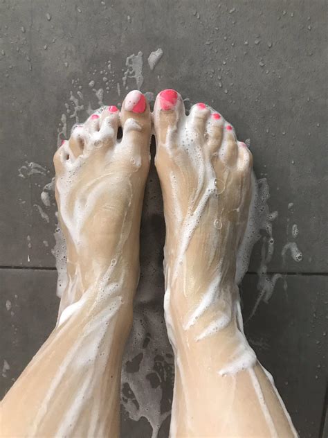 I Love Getting My Feet All Soapy And Slippery😍 Who Likes My Soapy Toes