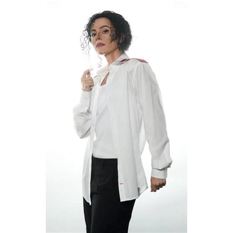 Бившият мъж на Деси Добрева я съди