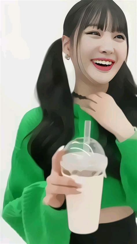 Eating Fancam Itzy Midzy Keşfet Kızlar Fendi Kese