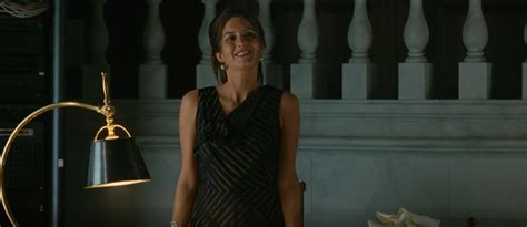 Twilights Gianna Biography History And Character Information