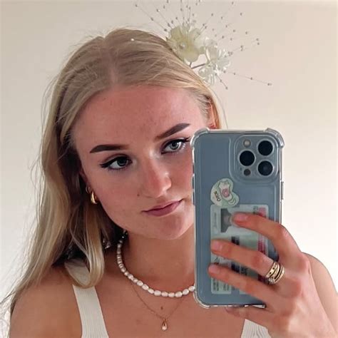 Chloe Higgins 🥥🌙🤍 Chloe H223 On Threads