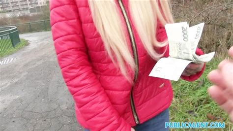 Public Agent Beautiful Blonde Fucks On Backseat