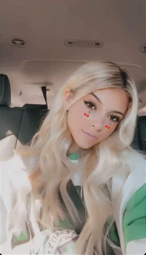 Pin By 열렬히 ♡ On Coco Quinn Insta Snap Tan Lines Dancer