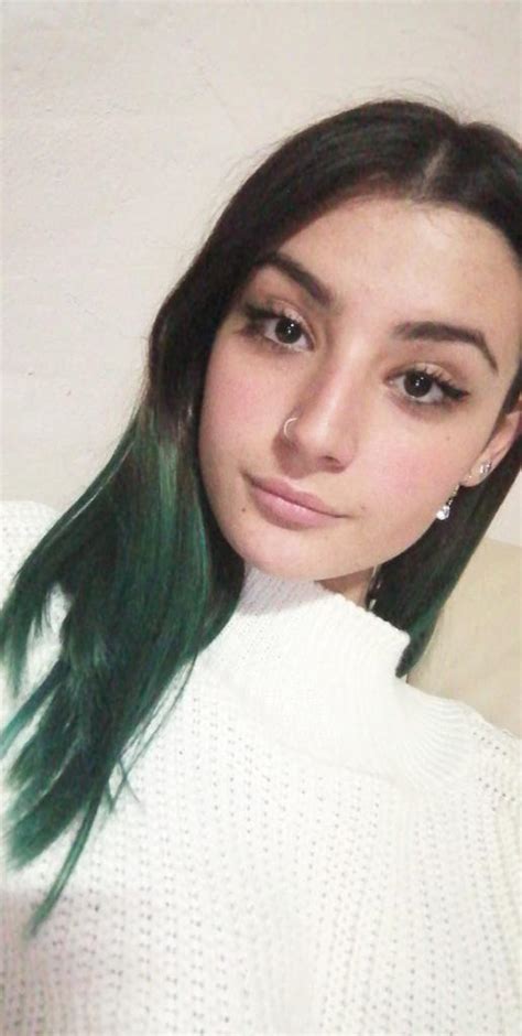 Ragazza Sparita Su Traghetto La Verità Ricercata Sul Telefonino