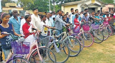 Meet Sanjay Kachhap The Library Man For Underprivileged In Jharkhands Hinterland
