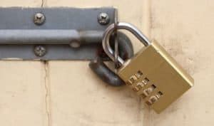 How To Open A Number Combination Lock In Easy Steps