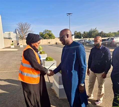 Visite De Travail Du Directeur Général De Aibd Sa à Laéroport De Saint