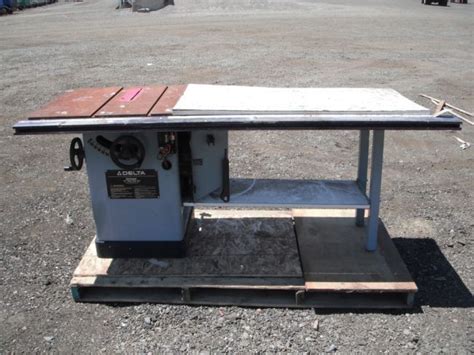 Delta Unisaw 10 Tilting Arbor Saw