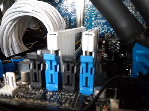 Ice Cube TechPowerUp Case Modding Gallery Ice Cube TechPowerUp Case Modding Gallery