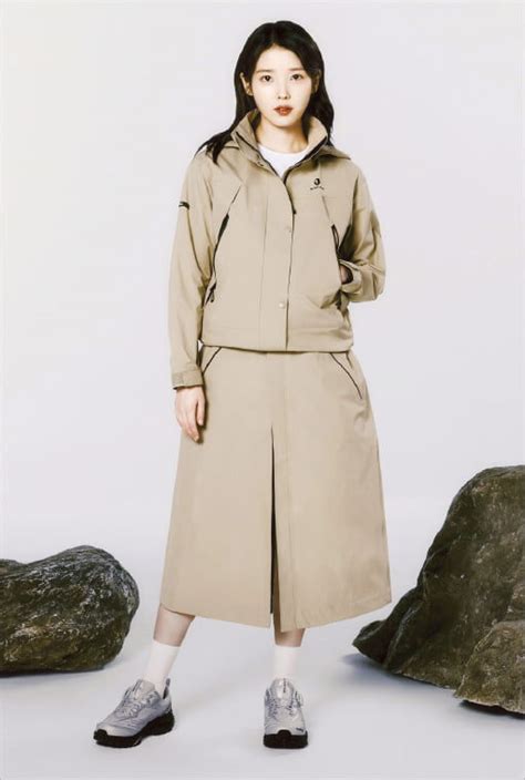 블랙야크 아이유와 함께 하는 다목적 트레킹화 343 라이트 스텝