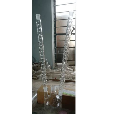 Borosilicate Glass Vigreux Distillation Column Capacity 1000 Ml At